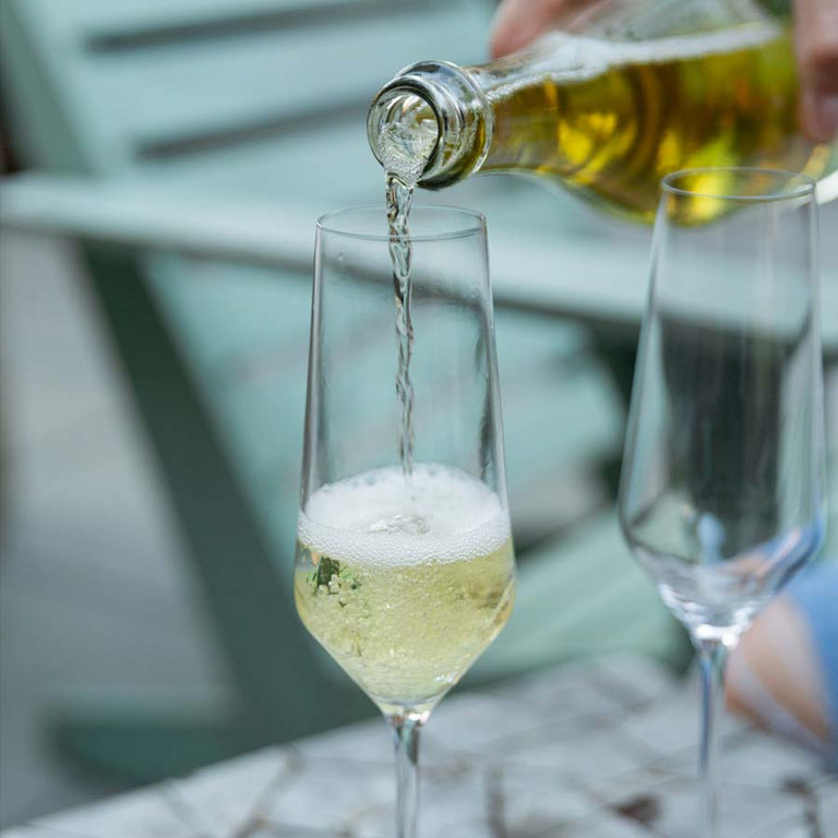 Joyus Non-Alcoholic Sparkling Wine (WA) – With Love, From PDX